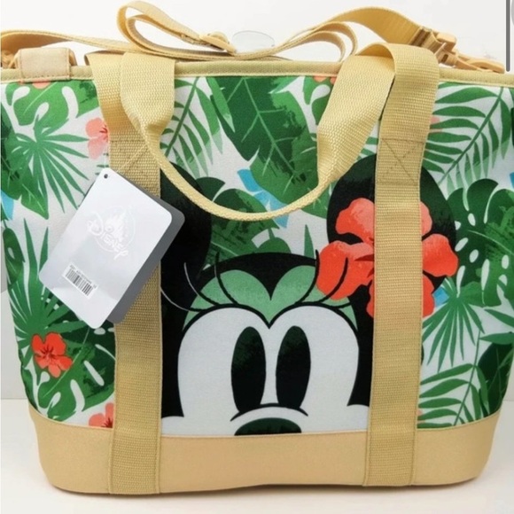 Disney | Kitchen | Nwt Mickey And Minnie Tropical Hideaway Cooler Tote ...